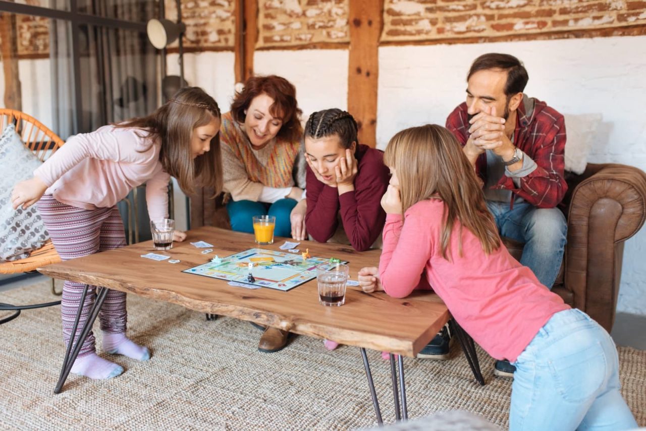 8 Ways to Strengthen Family Bonds and Improve Family Relationships
